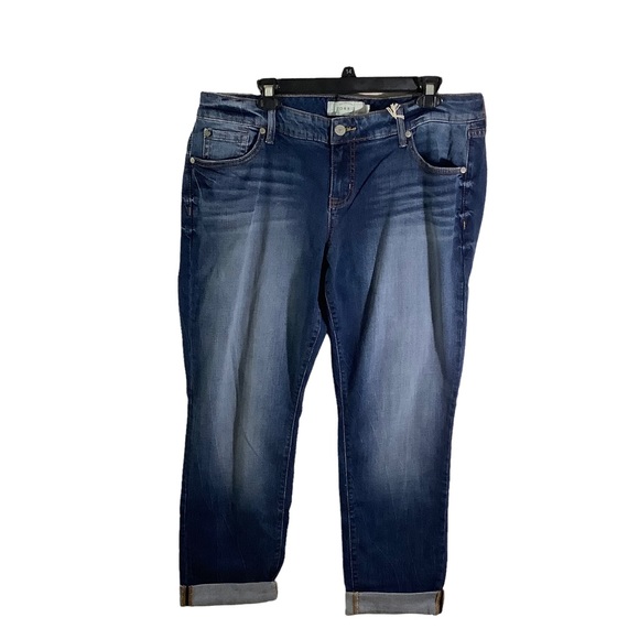 torrid | Jeans | Torrid Boyfriend Relaxed Straightleg In Cloverdale ...